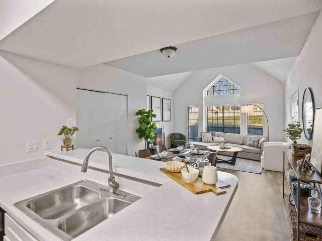 Oak City Apartments 2 Bedroom Apartment for Rent at 3131 Calvary Dr, Raleigh, NC 27604