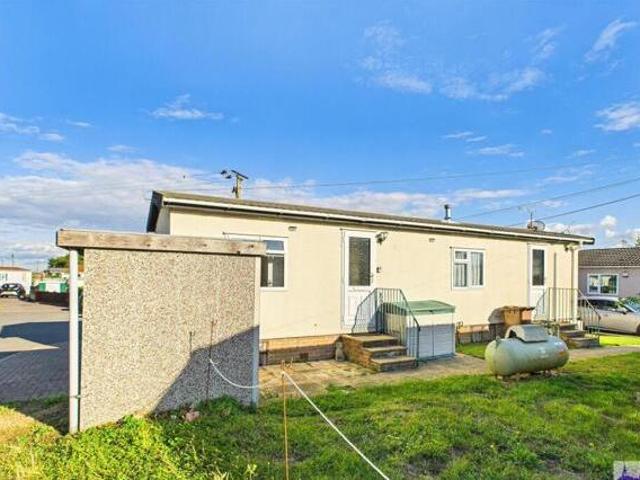 Oak Close, Vicarage Lane, 2 Bedroom Park