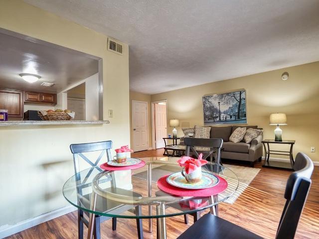 Oak Creek Apartments 1 Bedroom Apartment for Rent at 280 Northern Ave Ofc, Avondale Estates, GA 30002