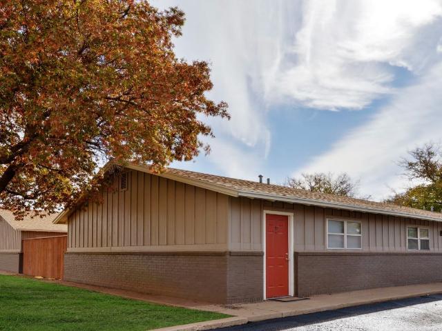 Oak Creek Apartments 1 Bedroom Apartment for Rent at 5817 22nd St, Lubbock, TX 79407 Bowie