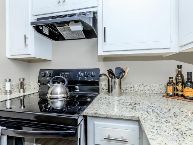 Oak Creek Apartments 1 Bedroom Apartment for Rent at 5817 22nd St, Lubbock, TX 79407 Bowie