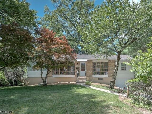 Oak Crest Rd, West Orange, Home For Sale