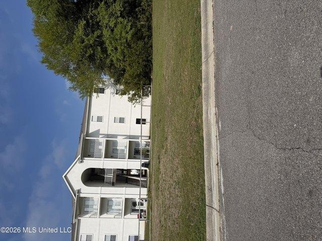 Oak Alley Ln, Long Beach, MS 39560