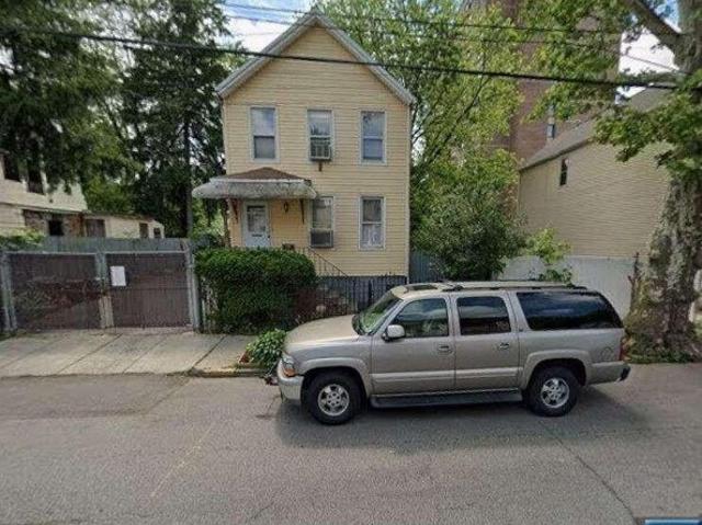 Oak Ave, Irvington, Home For Sale
