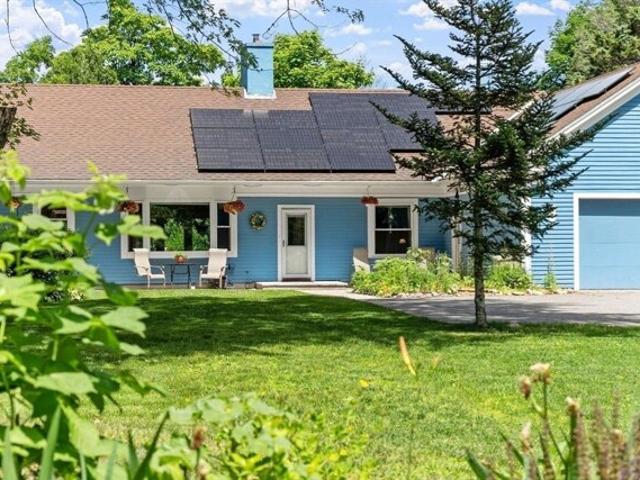 Oak Ave, Lunenburg, Home For Sale