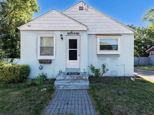 Oak Ave, West Berlin, Home For Sale