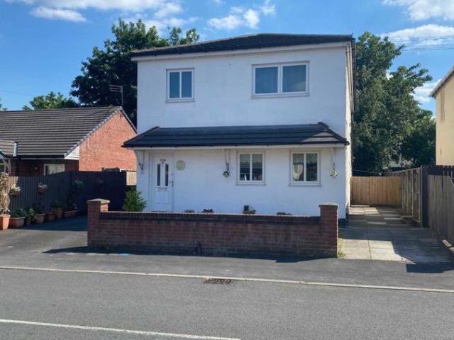 Oak Avenue, Newton Le Willows WA12, 2 bed flat to rent, £695 pcm | PrimeLocation
