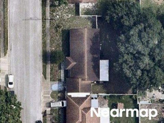 Oak Bluff Dr