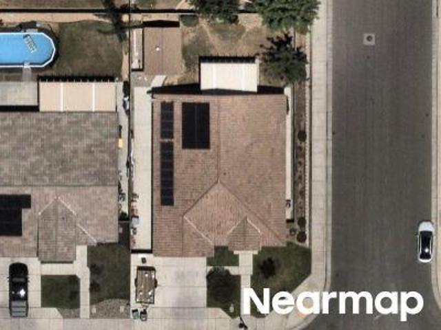 Oak Garden Ln