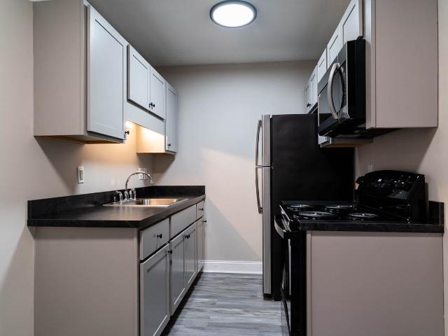 Oak Grove 2 Bedroom Apartment for Rent at 408 Trotman Way Apt 104, Chesapeake, VA 23320 Greenbrier West