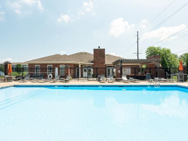 Oak Grove Crossing Apartments 2 Bedroom Apartment for Rent at 7133 Castle Way, Newburgh, IN 47630