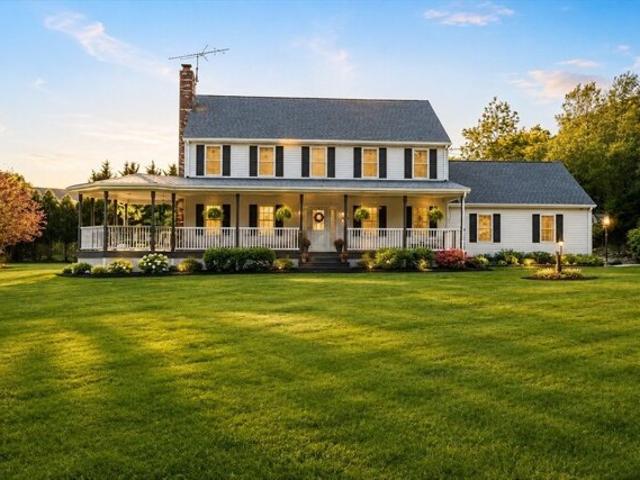 Oak Grove Dr, Dighton, Home For Sale