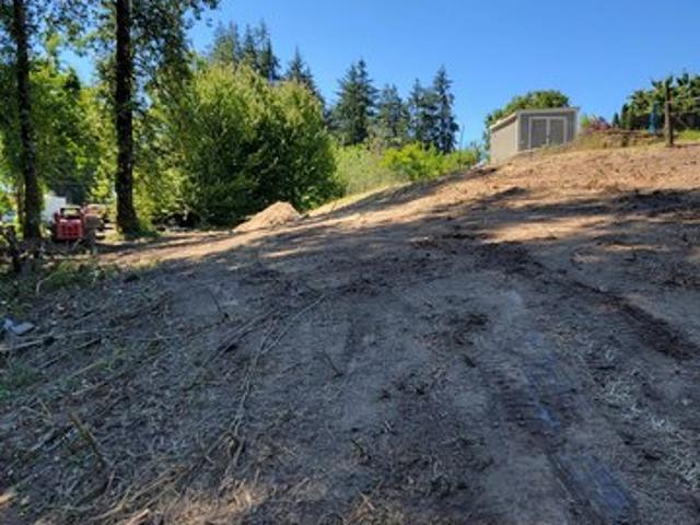 Oak Grove Dr NW, Albany, OR 97321