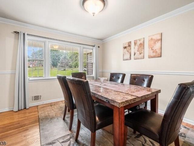 Oak Grove Rd, Raritan, Home For Sale