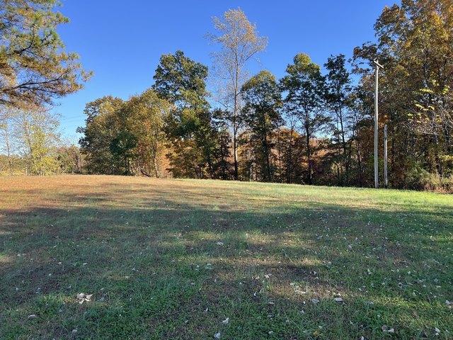 Oak Grove Rd, Red Boiling Springs, TN 37150