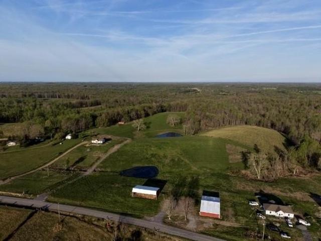 Oak Grove Rd, Red Boiling Springs, TN 37150