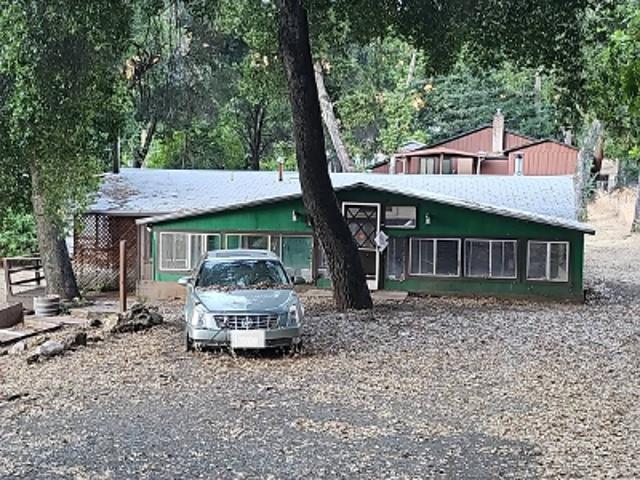 Oak Dr