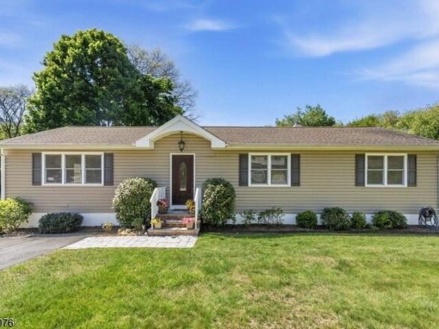 Oak Dr, Randolph, Home For Sale
