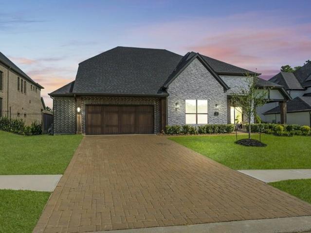 Oak Estates Dr, Conroe, Home For Sale