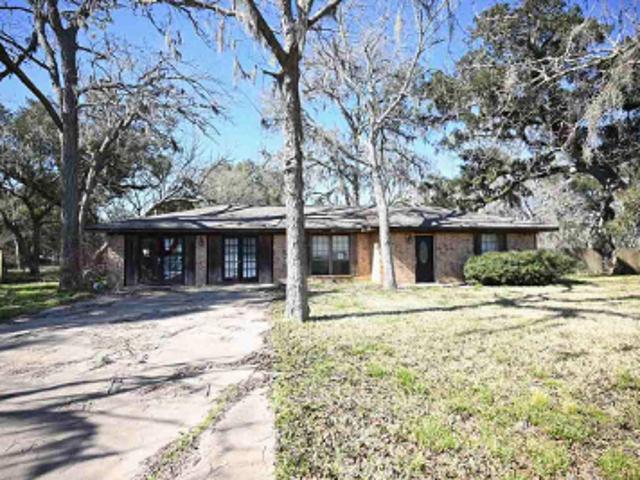 Oak Forest Dr