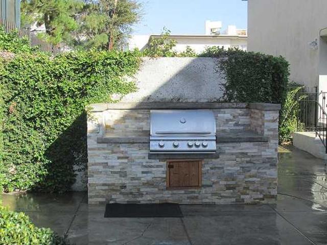 Oak Knoll Apartments 1 Bedroom Apartment for Rent at 267 S Oak Knoll Ave, Pasadena, CA 91101 Downtown Pasadena