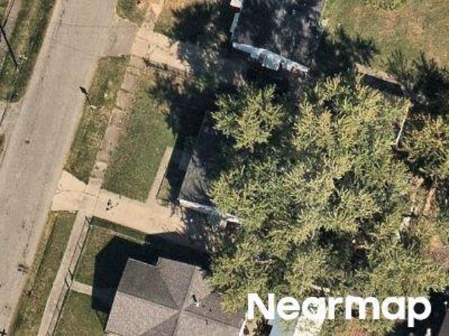 Oak Knoll Ave SE