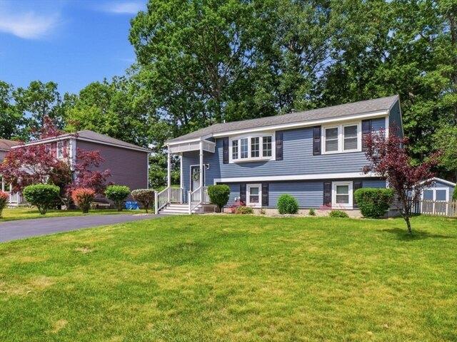 Oak Knoll Rd, Lowell, Home For Sale