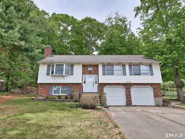 Oak Hollow Dr, Waterbury, Home For Sale