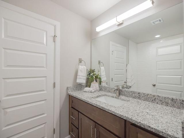 Oak Hill Townhomes: Now Offering First Month FREE! 3 Bedroom Home for Rent at 7902 S 33rd West Ave, Tulsa, OK 74132