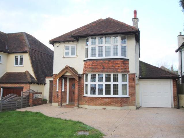 Oak Hill, Epsom KT18, 3 bed detached house to rent, £3,200 pcm | PrimeLocation