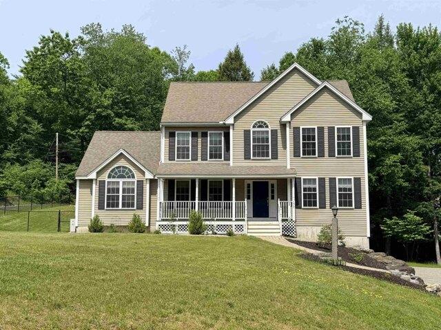 Oak Hill Rd, Barrington, Home For Sale