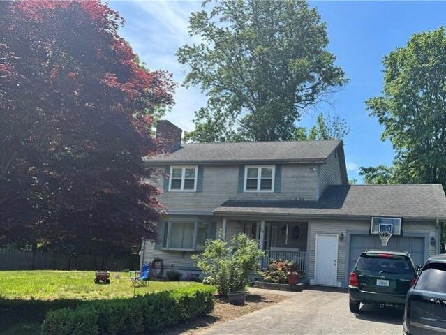 Oak Hill Rd, North Kingstown, Home For Sale