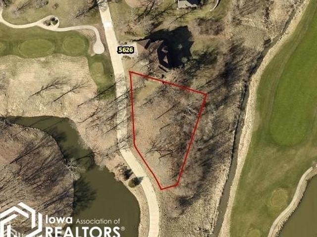 Oak Hills Dr, Burlington, IA 52601