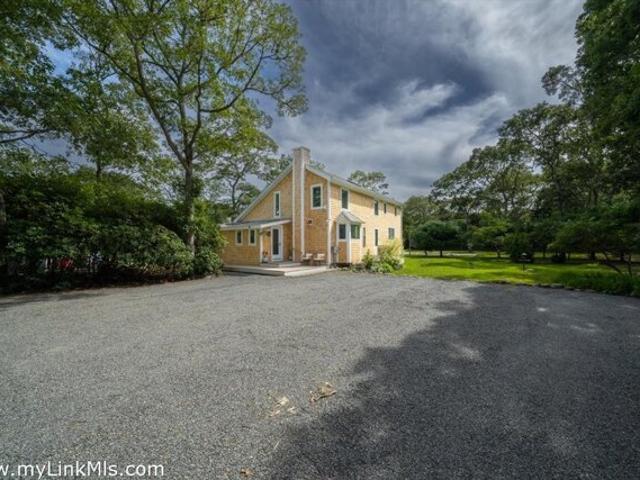 Oak Ln, West Tisbury, Home For Sale