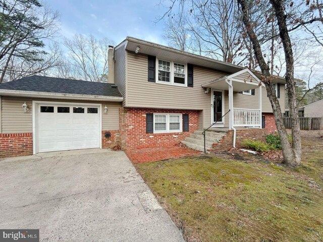 Oak Ln, Tabernacle, Home For Sale