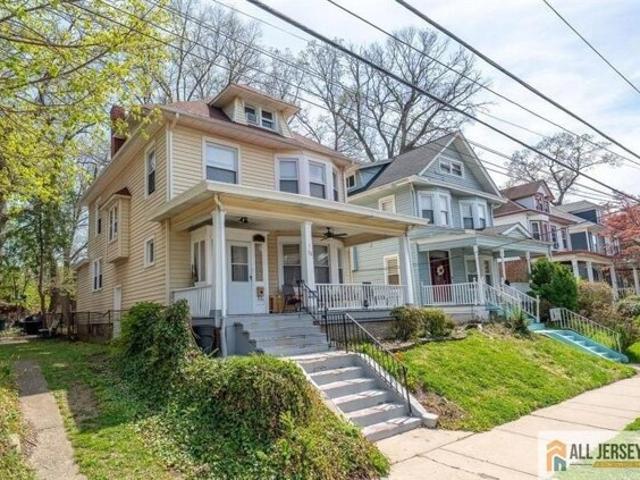 Oak Ln, Trenton, Home For Sale
