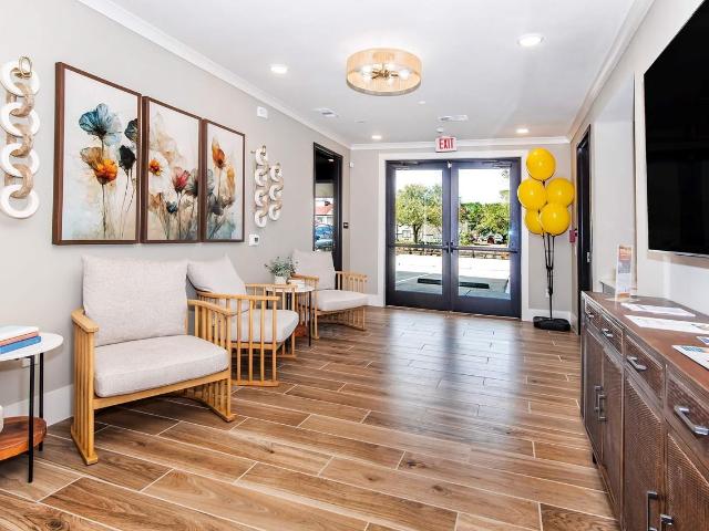 Oak Lofts Crossing 1 Bedroom Apartment for Rent at 4639 Techniplex Dr, Stafford, TX 77477