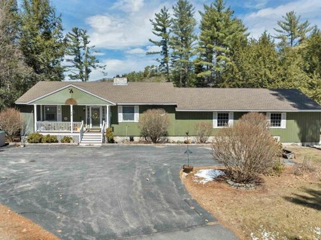 Oak Leaf Ave, Tuftonboro, Home For Sale