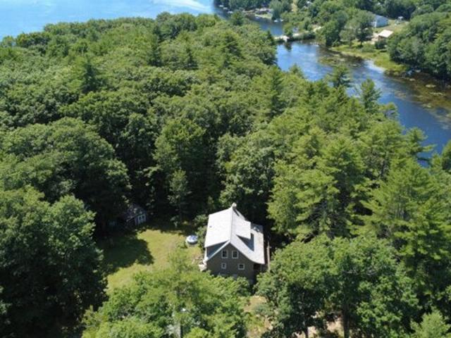 Oak Leaf Dr, Litchfield, Home For Sale