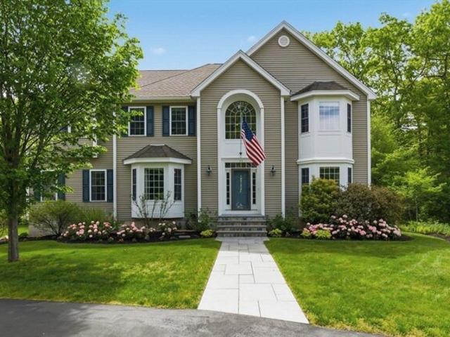 Oak Ledge Cir, Rowley, Home For Sale