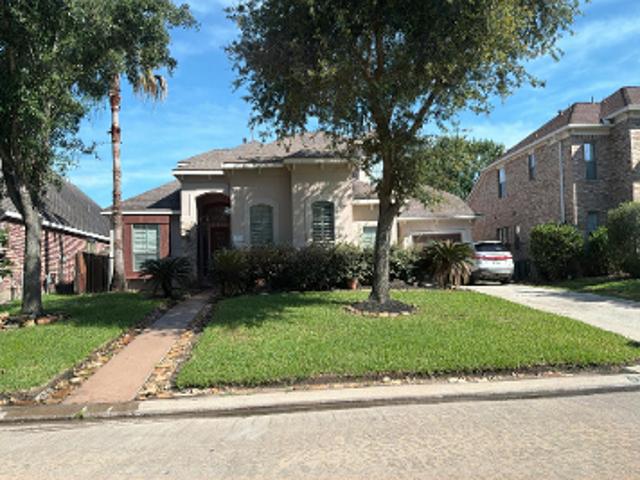 Oak Moss Dr