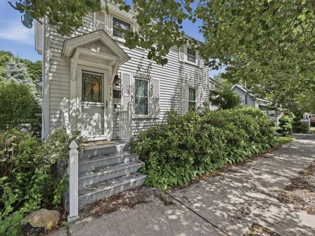 Oak St, Clinton, Home For Sale