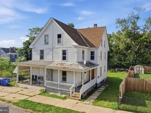 Oak St E, Millville, Home For Sale
