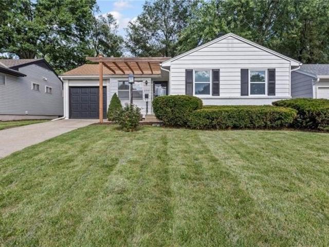 Oak St, Kansas City, Home For Sale