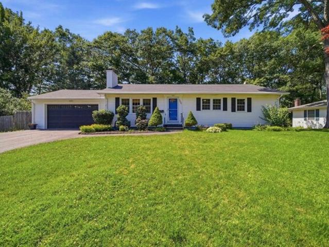 Oak St, Manchester, Home For Sale