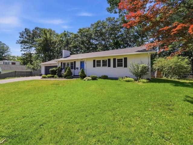 Oak St, Manchester, Home For Sale