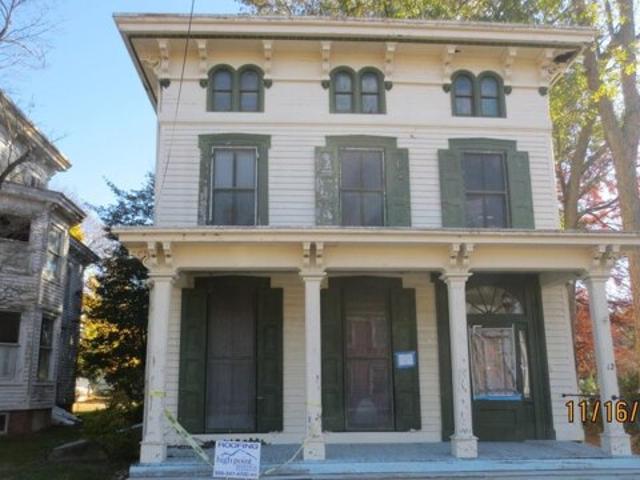 Oak St, Salem, Home For Sale