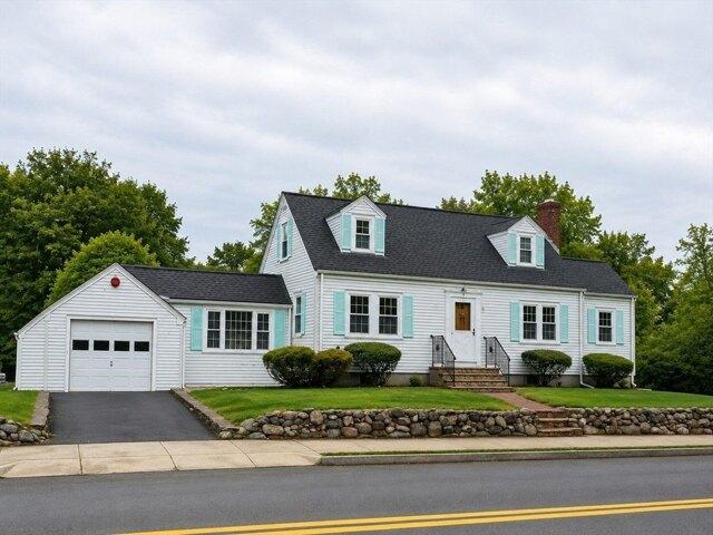 Oak St, Stoneham, Home For Sale