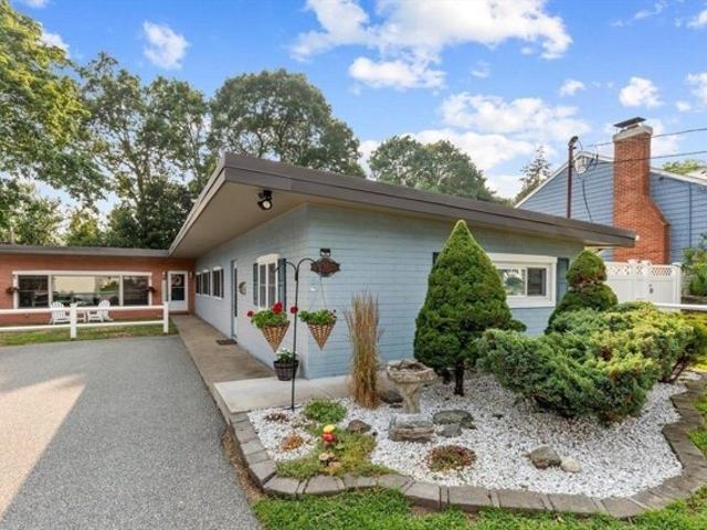 Oak St, Stoneham, Home For Sale