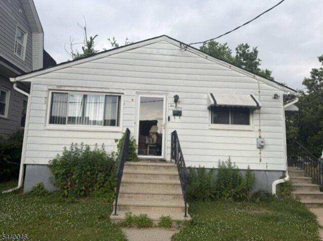 Oak St, Roselle, Home For Sale